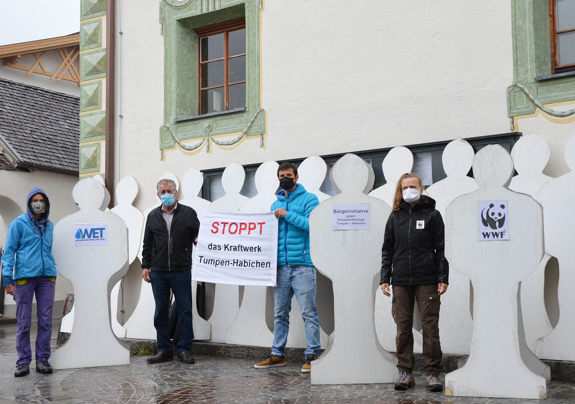 20,000 people demand immediate halt to Austrian hydropower project | WWF